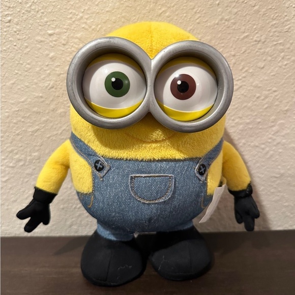 Universal Studio | Toys | Minion Bob Wgoggles Despicable Me Thinkway ...